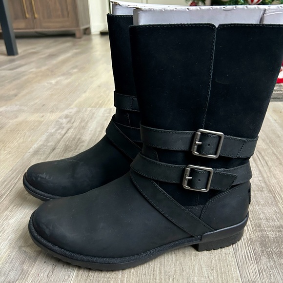 UGG | Shoes | Ugg Lorna Boots | Poshmark